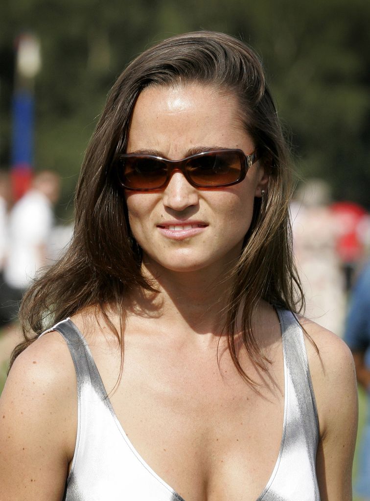Pippa Middleton is the ultimate summer bombshell in waist-cinching dress and glowing tan | HELLO!